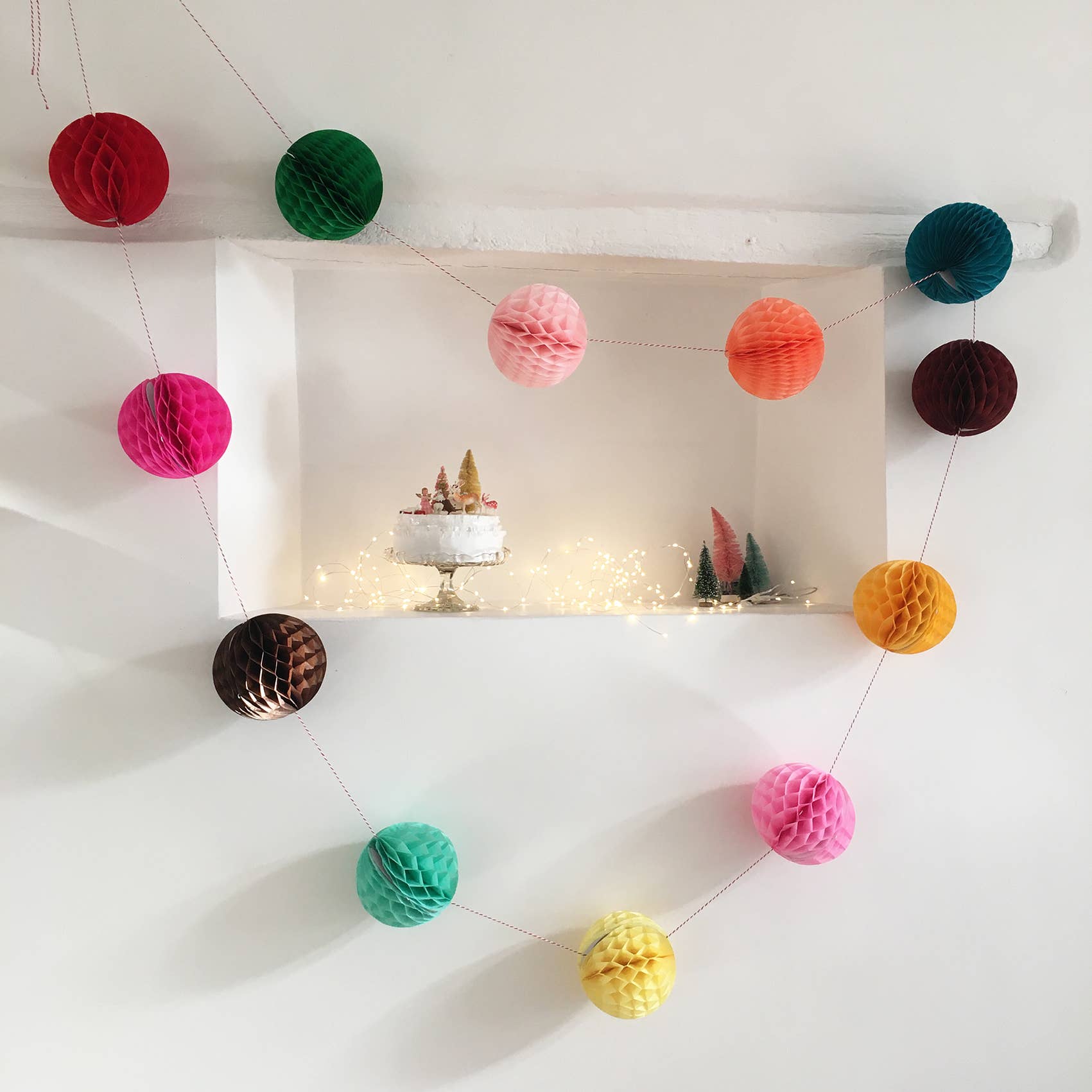 Multi Coloured 4m Bunting Ball Garland – Sprouts of Bristol